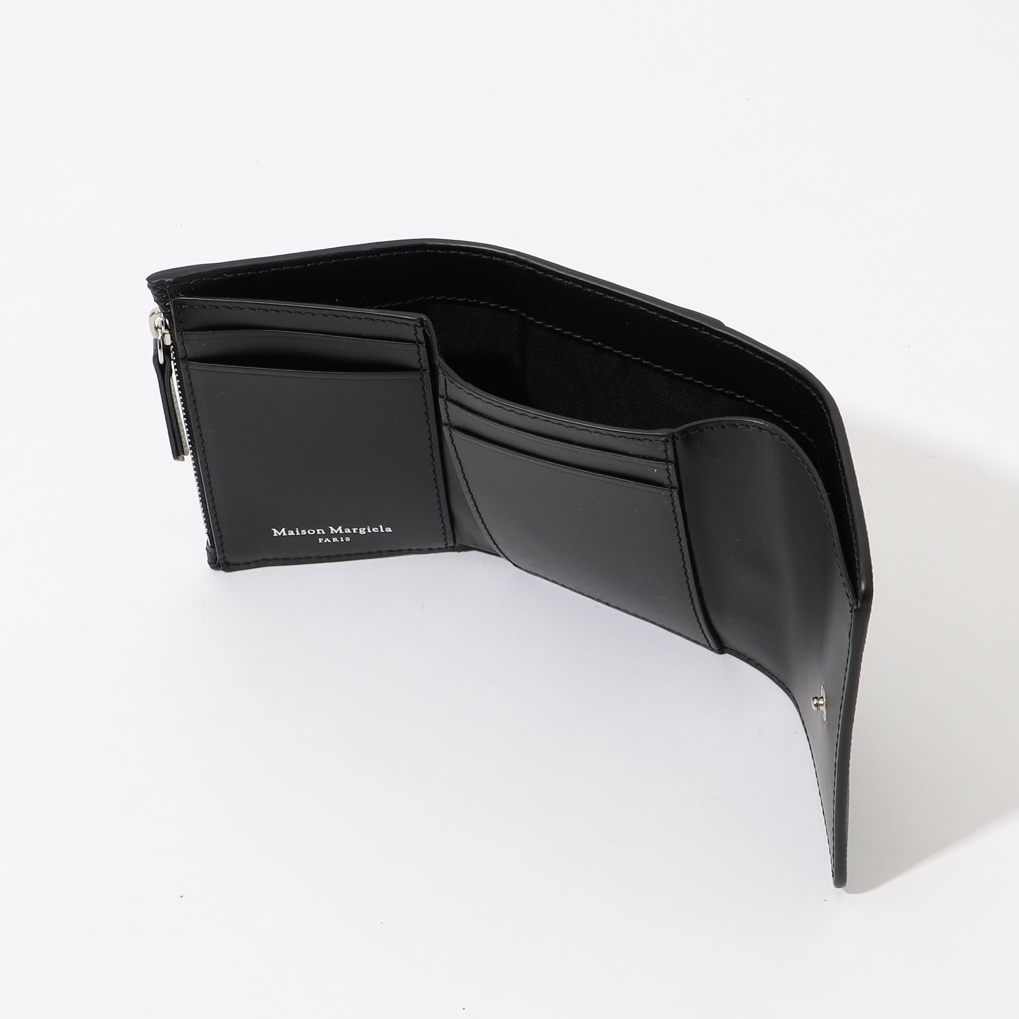 Maison Margiela ZIP COMPACT TRI FOLD WALLET Maison Margiela ZIP COMPACT TRI FOLD WALLET