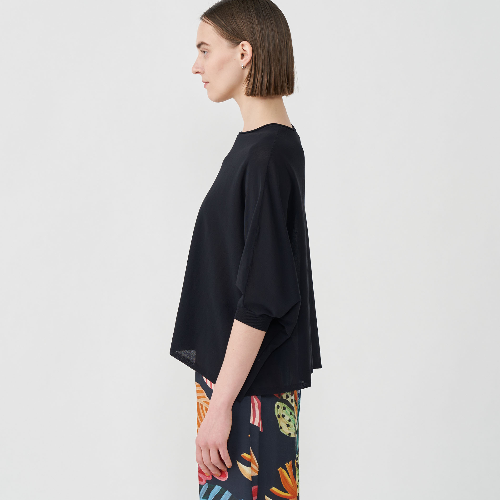 サスティナブルコットンナイロン クルーネックワイドプルオーバー｜トゥモローランド 公式通販